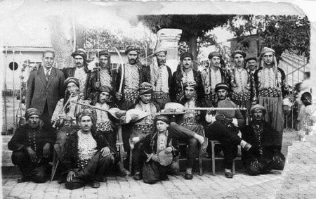 An Introduction to Kurdish Folk Music - FolkWorks