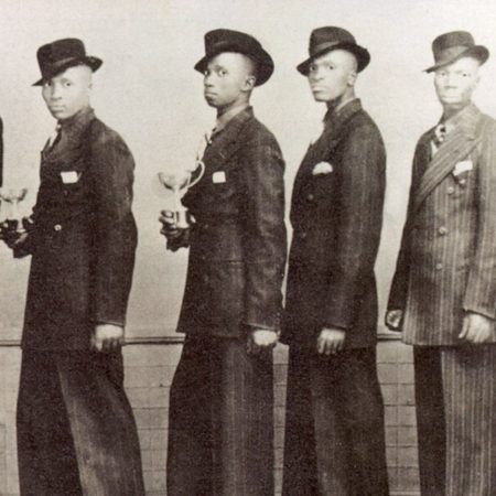 The Lion Sleeps Tonight - Mbube - Wimoweh - FolkWorks